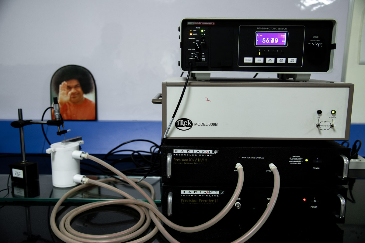 Non-linear Optics Laboratory – Sri Sathya Sai Institute of Higher ...