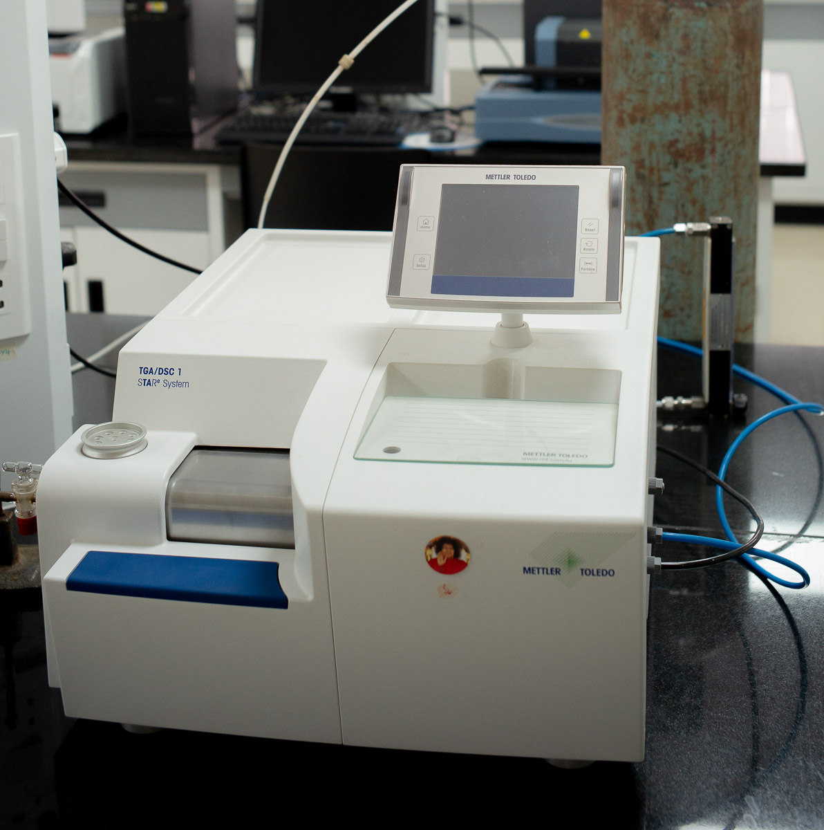 Thermal and Optical Characterization Facilities – Sri Sathya Sai ...